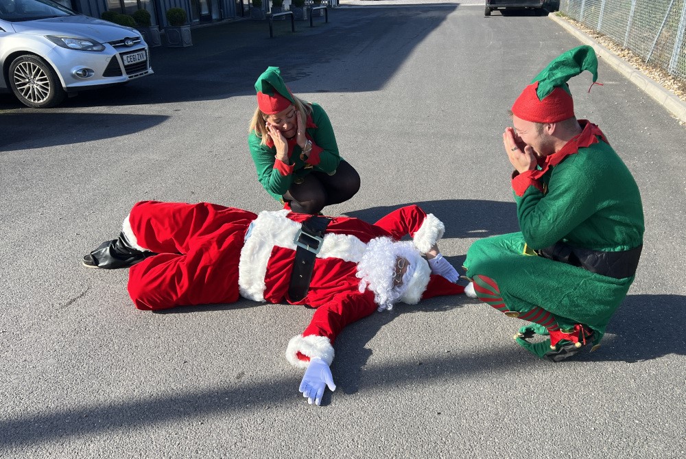 Saboteurs - A Traitors-Style Indoor Team Building Event